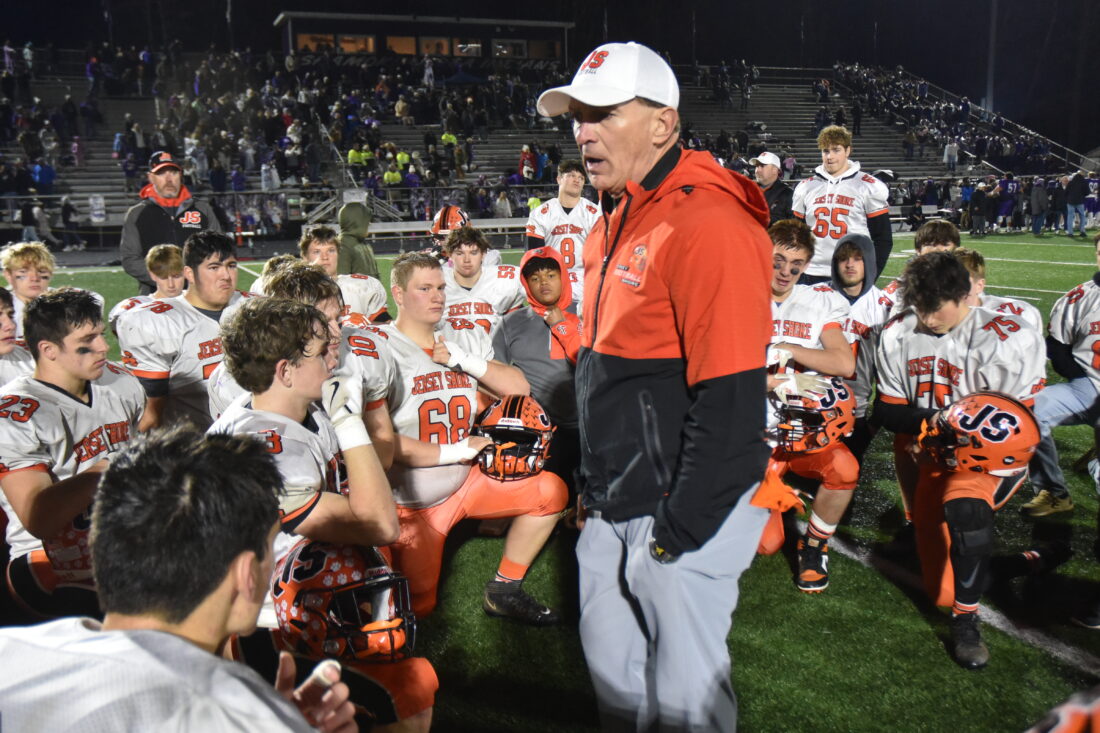 Jersey Shore football falls to Shamokin in D4 AAAA final, as key injury ...